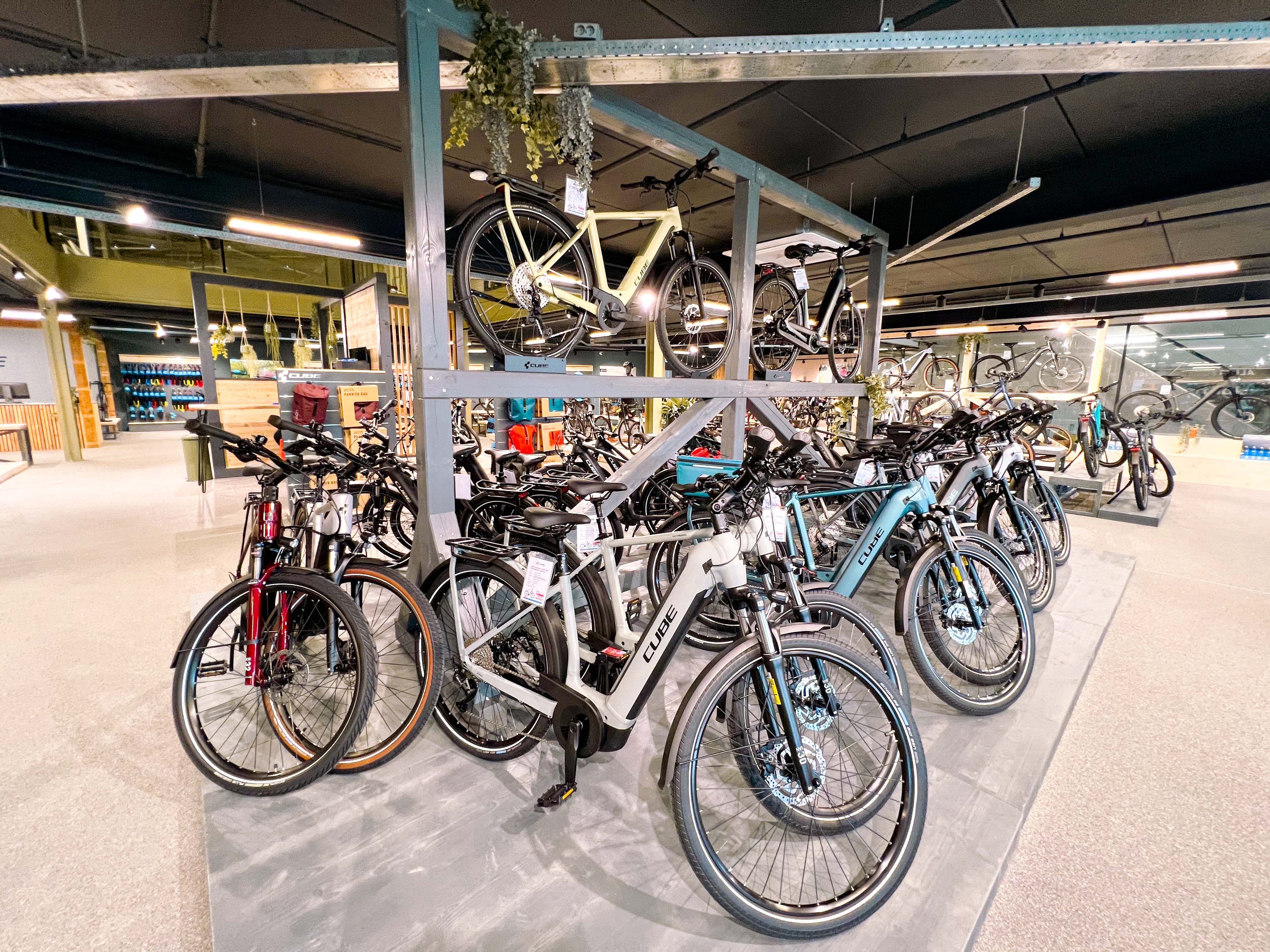 CUBE Store Almelo - Bezoek onze winkel! – cubestores.nl
