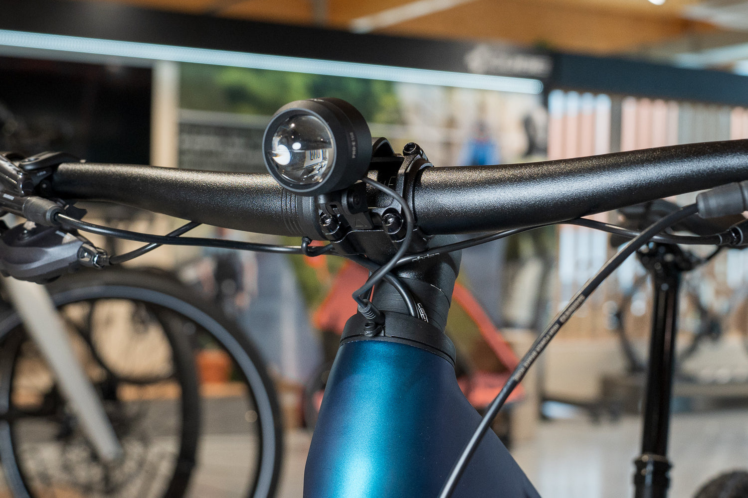 CUBE Stores Nederland fietsenwinkel | Alles voor jouw fietsavontuur ...